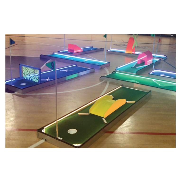 LED mini golf course - FWR Rental Haus